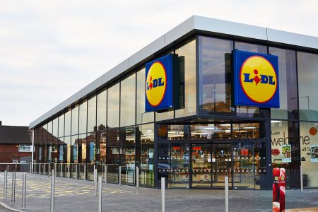 Lidl vjen në Shqipëri, tronditet tregu i supermarketeve - Kolibri.al